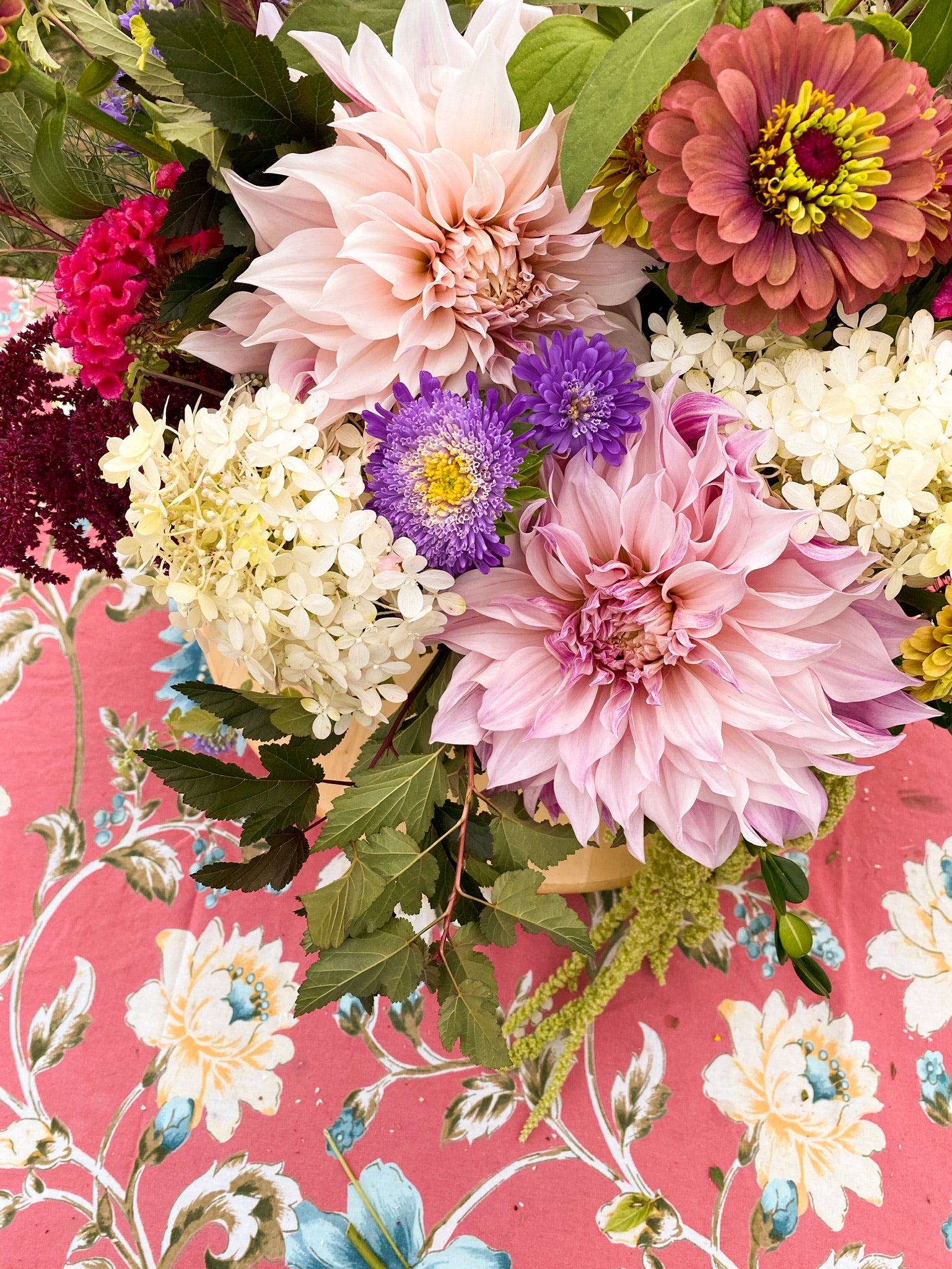 Arranging with Dahlias - Collaboration with Jenna Vanden Brink Ceramics ...